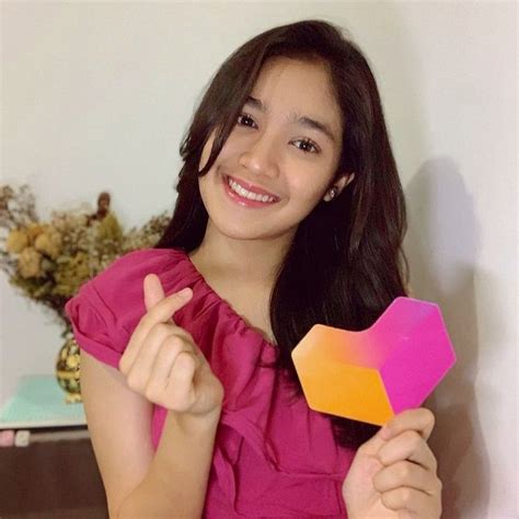 Cut Syifa Gadis Cantik Asia Wanita Artis