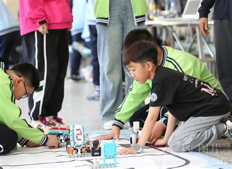 辽宁锦州：2024年青少年机器人竞赛活动举行 人民图片网