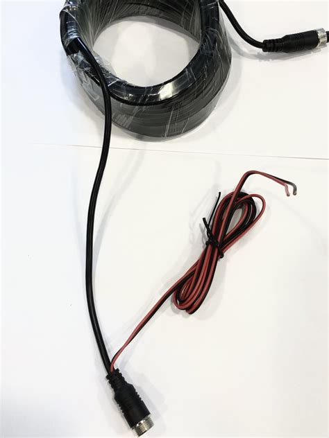 10 Meter Verlengkabel 4 Pins Met Voeding Achterkant SPY Europe Hi Tech Shop