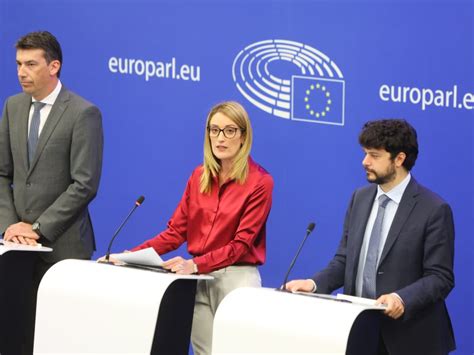 AI Act EU Policymakers Nail Down Rules On AI Models Butt Heads On Law Enforcement Euractiv