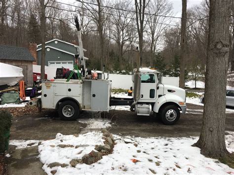 2005 IMT Service Truck