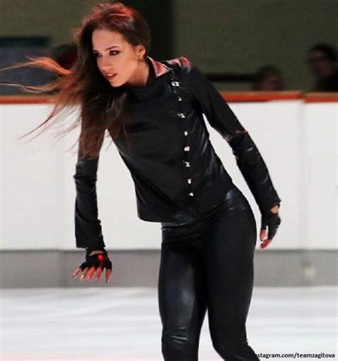 Алина Загитова в образе Лары Крофт Модные стили Лара крофт Фигурное катание
