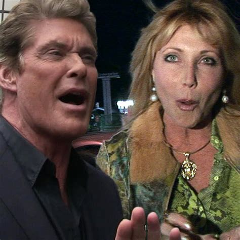 Pamela Backs Instagram Twitter And Facebook On Idcrawl