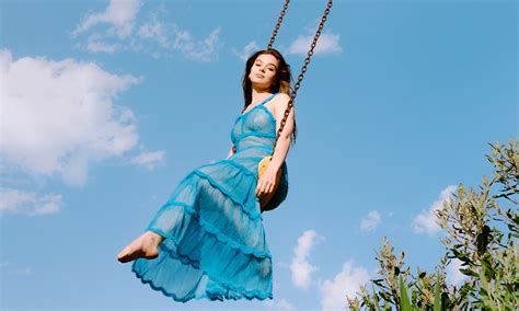 Hailee Steinfeld S Feet