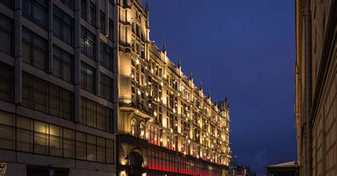 Подсветка Центрального магазина в Москве (ЦУМ)
