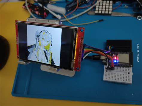 Ee 入门（二） 使用 Esp32 与 Spi 显示屏绘图、显示图片、跑贪吃蛇 This Cute World