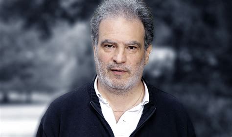 Interview Raphael Mezrahi Qui Est Ce Phénomène Télévisuel