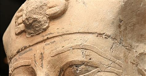 한국에 온 이집트 유물들 아멘호테프 3세의 스핑크스