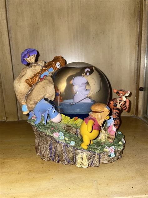 Winnie The Pooh Lumpy And Roo Musical Snowglobe By The Disney Store £95