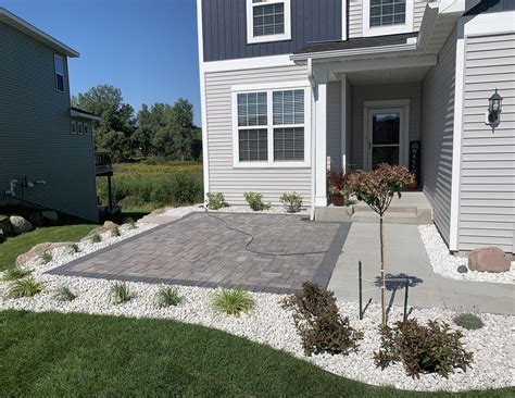 Paver Patio Up Against House At Tommy Bautista Blog