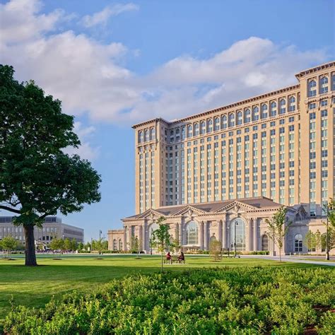 Design Miami 2025 Dezeen Events Guide