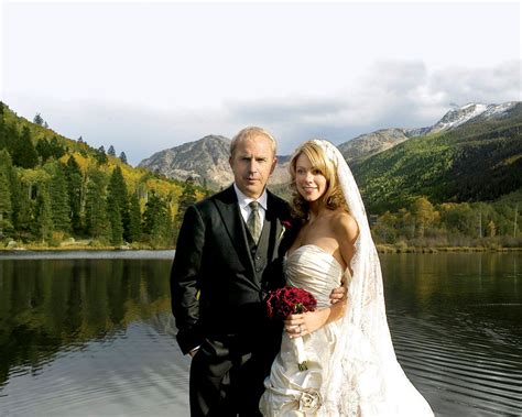 Kevin Costner Volt Felesége Christine Baumgartner Life