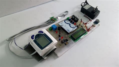 HEALTH MONITORING OF PATIENT OVER IOT Electrosal
