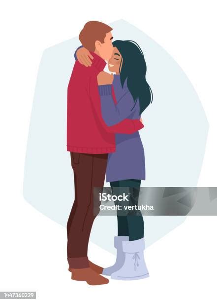 연인들은 포옹하고 키스합니다 겨울 옷을 입은 남자와 여자 로맨스 포옹 가족에 대한 스톡 벡터 아트 및 기타 이미지 가족 걷기 남자 Istock