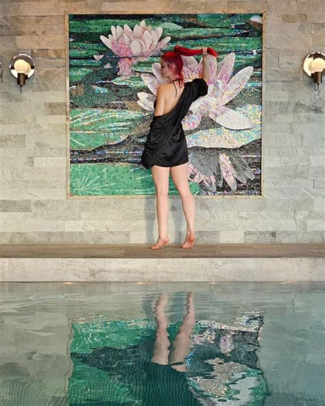 Anna Gazanis Rinfluencernsfw