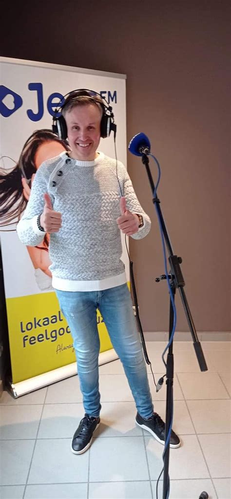 Zanger Dave Live Te Gast Bij Jess Fm Jess Fm