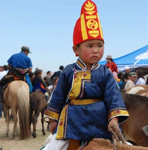 эхийн хайр энэрэл элбэрэл юутай ч зүйрлэшгүй🌍⭐ By Гоё Монгол I Love Mongolia Facebook