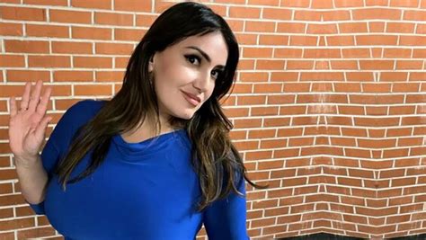 Latest Curvy Model Monica Garcia Biography Wiki Age Height Weight Career EroFound