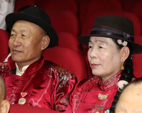 Өвөрхангай аймгийн Хүүхэд Гэр бүлийн хөгжил хамгааллын газар Added A Өвөрхангай аймгийн