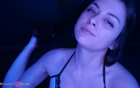 Free BIRTHDAY SEX Making Love With Ellie Idol Virtual Sex Style Porn Video HD