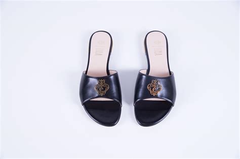 Luce Black Erla