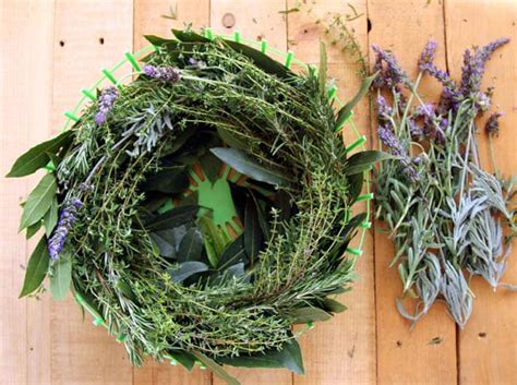 Make Wreath Fast Easy A Dollar Store Hack A Piece Of Rainbow