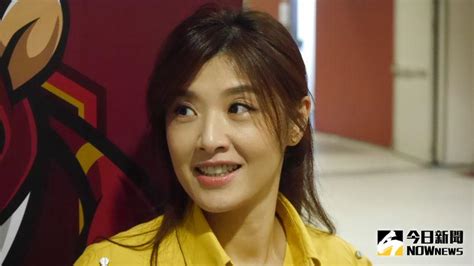 中職／高喊全壘打！凍齡「軍中情人」蘇慧倫甜美開唱 運動 Nownews今日新聞