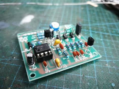 The NE Multi Channel Waveform Generator Module Sine Triangle Square Wave DIY Kits
