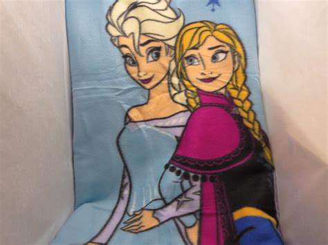 Disney Frozen Musical Blanket Elsa Anna Amazon Ca Home