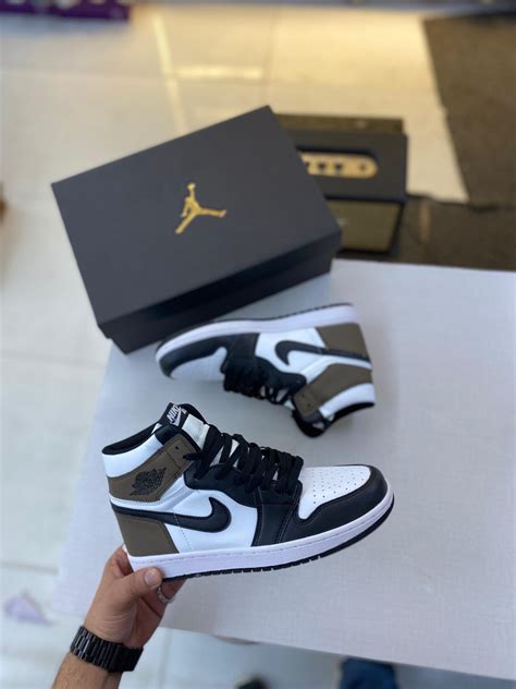 Retro 1 Dark Mocha Retro 1 Dark Mocha