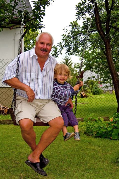 Nonno E Nipote Immagine Stock Immagine Di Padre Famiglia 2804969
