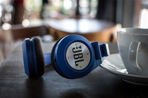 Jbl Unveils Synchros E Series Headphones What Hi Fi