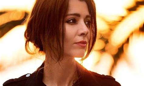 Најпознатите цитати на Елиф Шафак за животот и љубовта