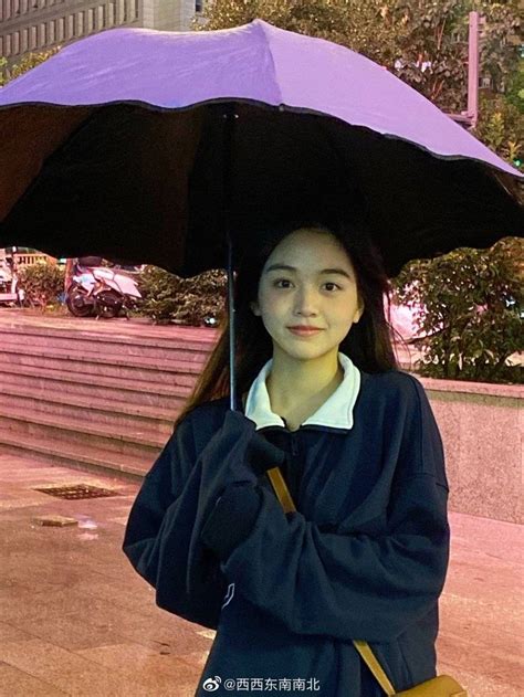 𝚅𝚎𝚛𝚜𝚒 𝚃𝚛𝚒𝚗𝚒𝚣𝚎𝚛𝚜 • Gaya Rambut Retro Gadis Uzzlang Gaya Rambut