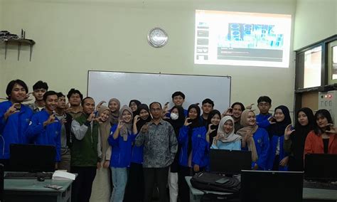 Kerjasama Co Teaching Antara Prodi Ti Um Dan Prodi Ti Unikama Untuk