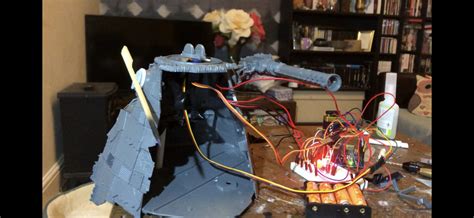 The Fabricator General Making Models Move With An Arduino Goonhammer