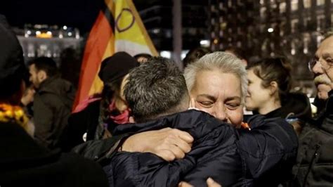 Greece Legalises Same Sex Marriage Bbc News