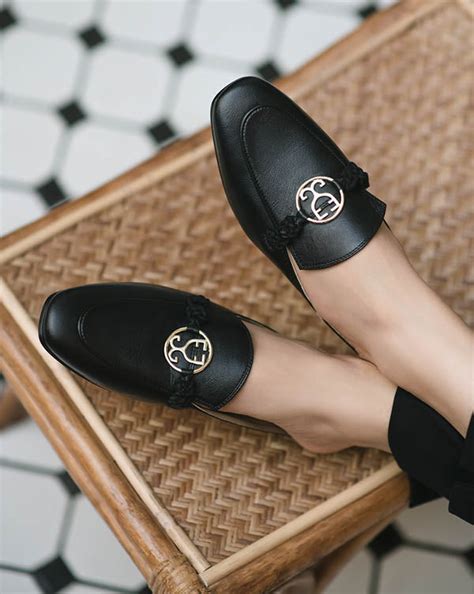 Fizzy Goblet Handcrafted Women Footwear And Accessories Online