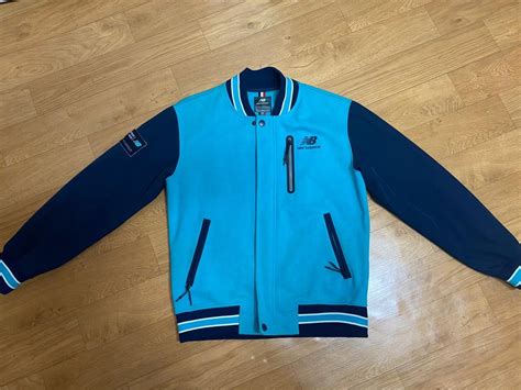 뉴발란스 바람막이 야구점퍼 헬로마켓