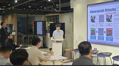 국방에도 치명적인 Ai 데이터 오염방어막·신뢰성 평가 필수 한국경제