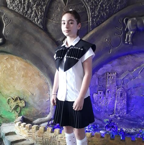 ლალის ხელნაკეთი ნამუშევრები