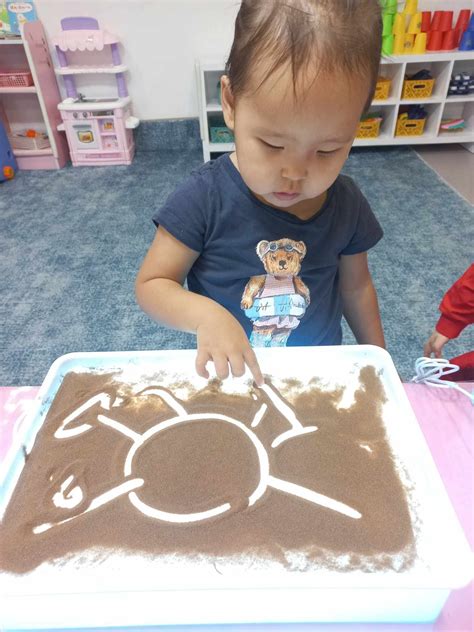 Дүрслэх урлаг🥰🥰🥰 Бага бүлэг 🥰🥰🥰 Аминсар цэцэрлэг