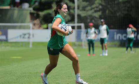Scarlett Camberos De Regreso En México Para El Partido Contra Puerto