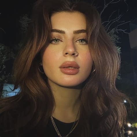 Mishal Niazi Mishal Niazii Snapchat Stories Spotlight And Lenses