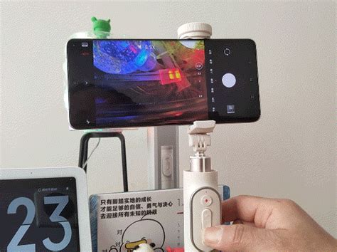小米变焦支架自拍杆2，不仅增加三脚架底座的长度，也可一键变焦 知乎