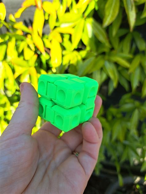 Pocket Sized Infinity Fidget Cube Sen Talk Tags