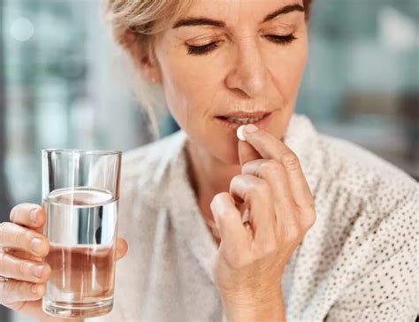 Лекар разкри кои са най важните витамини за възрастните хора