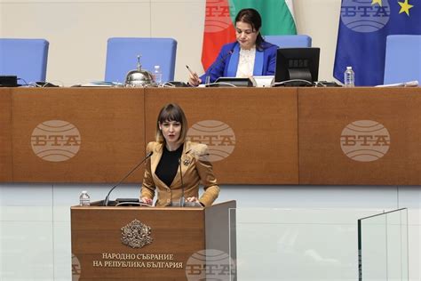 Владеенето на български език става задължително за придобиване на българско гражданство от лица