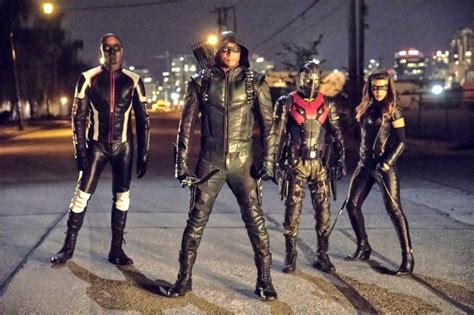 Pin By Nate Rivera On Dc Comics Arrow Season 6 Team Arrow Supergirl And Flash