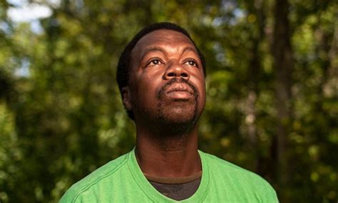 Bị Cảnh Sát Cột Dây Dắt đi Người Da đen đòi Bồi Thường 1 Triệu Usd